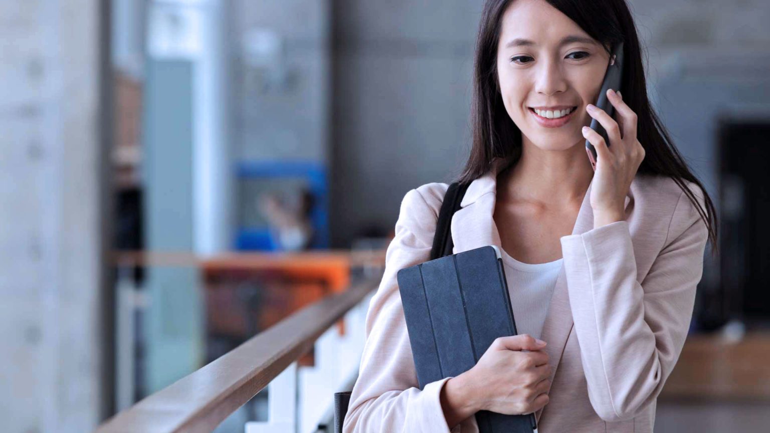 What is the difference between interpretation and translation? - Linguava